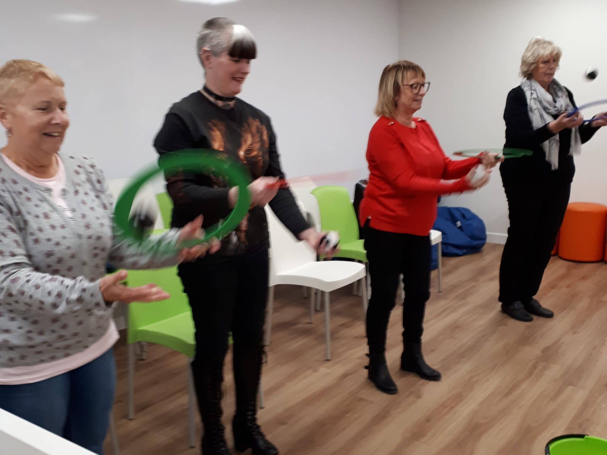 Online juggling classes - Local Trust